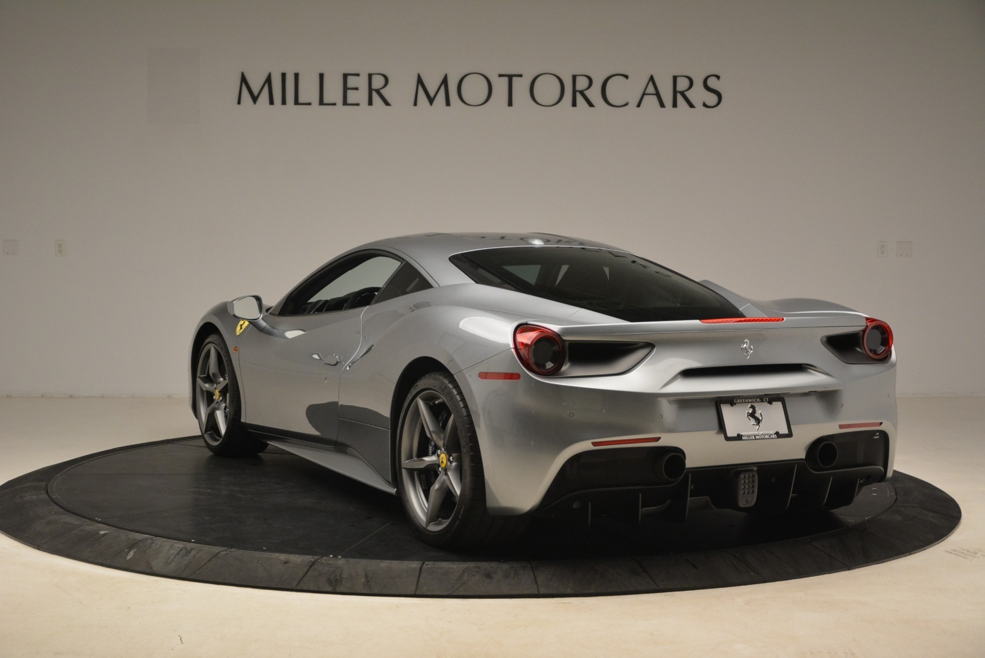Pre-Owned 2017 Ferrari 488 GTB For Sale (Special Pricing) | Bentley ...