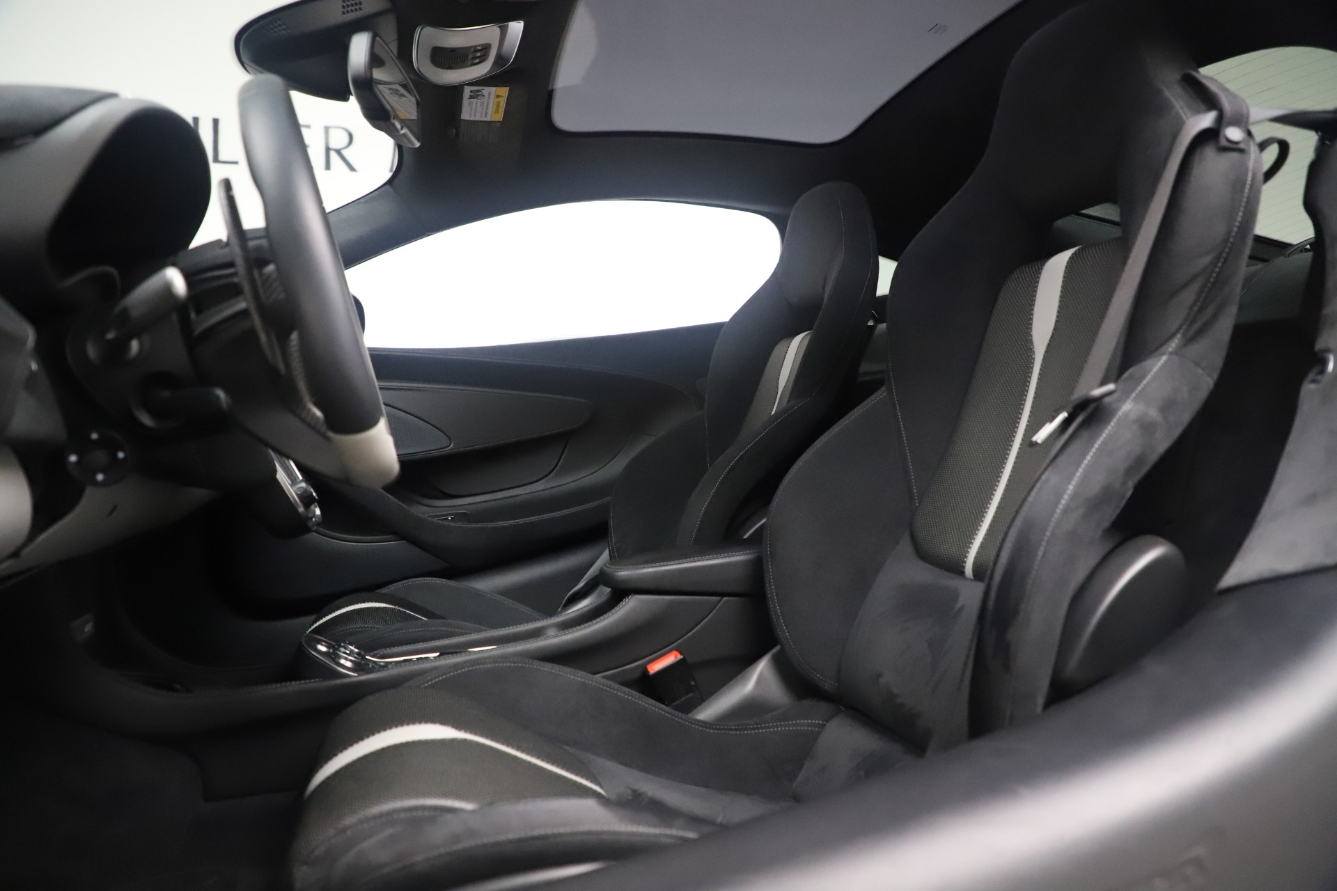 Pre-Owned 2017 McLaren 570GT Coupe For Sale (Special Pricing) | Bentley ...