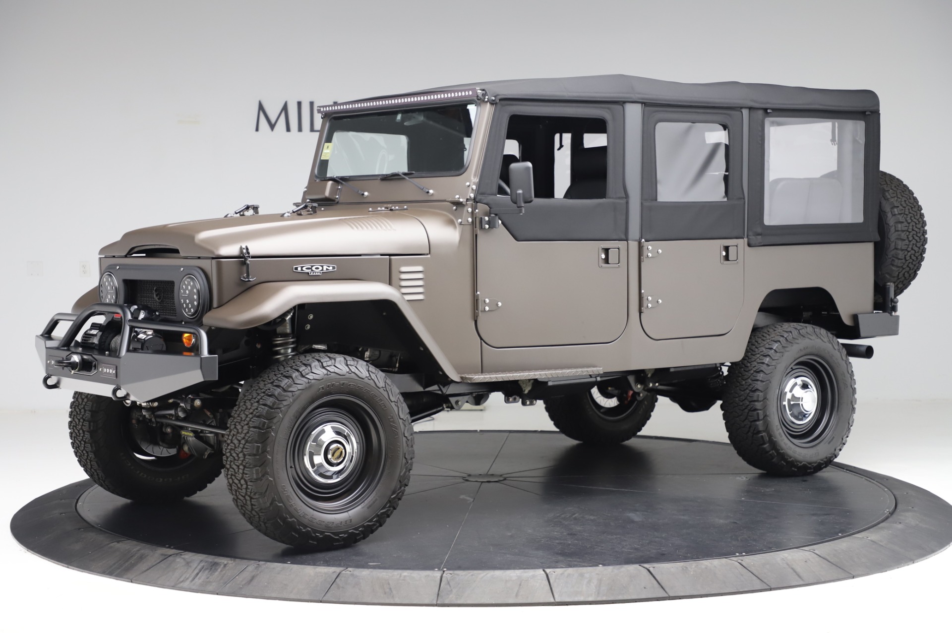 Pre-Owned 1974 Toyota FJ44 Icon For Sale (Special Pricing) | Bentley ...