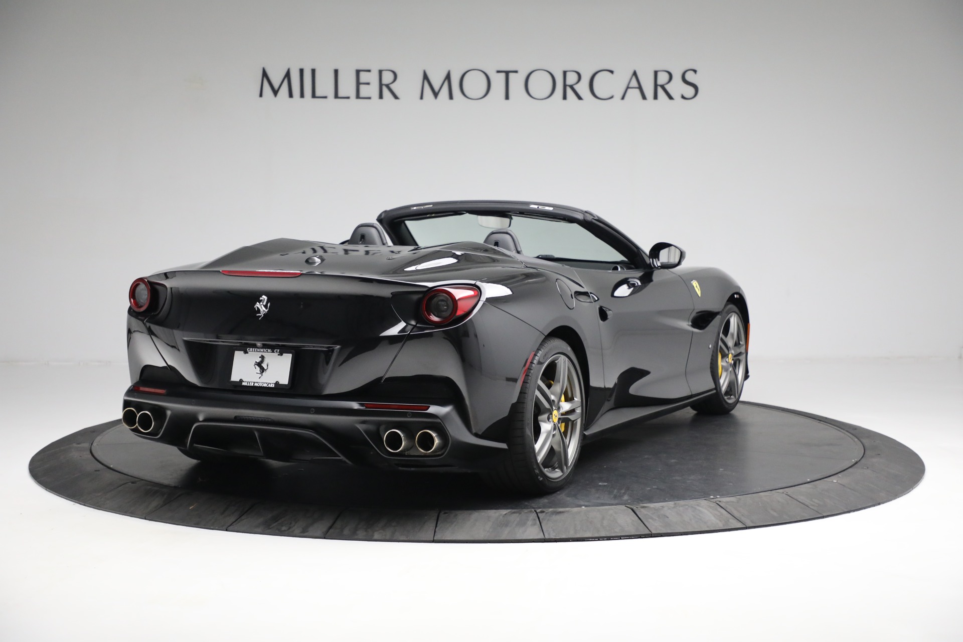 Pre-Owned 2019 Ferrari Portofino For Sale (Special Pricing) | Bentley ...