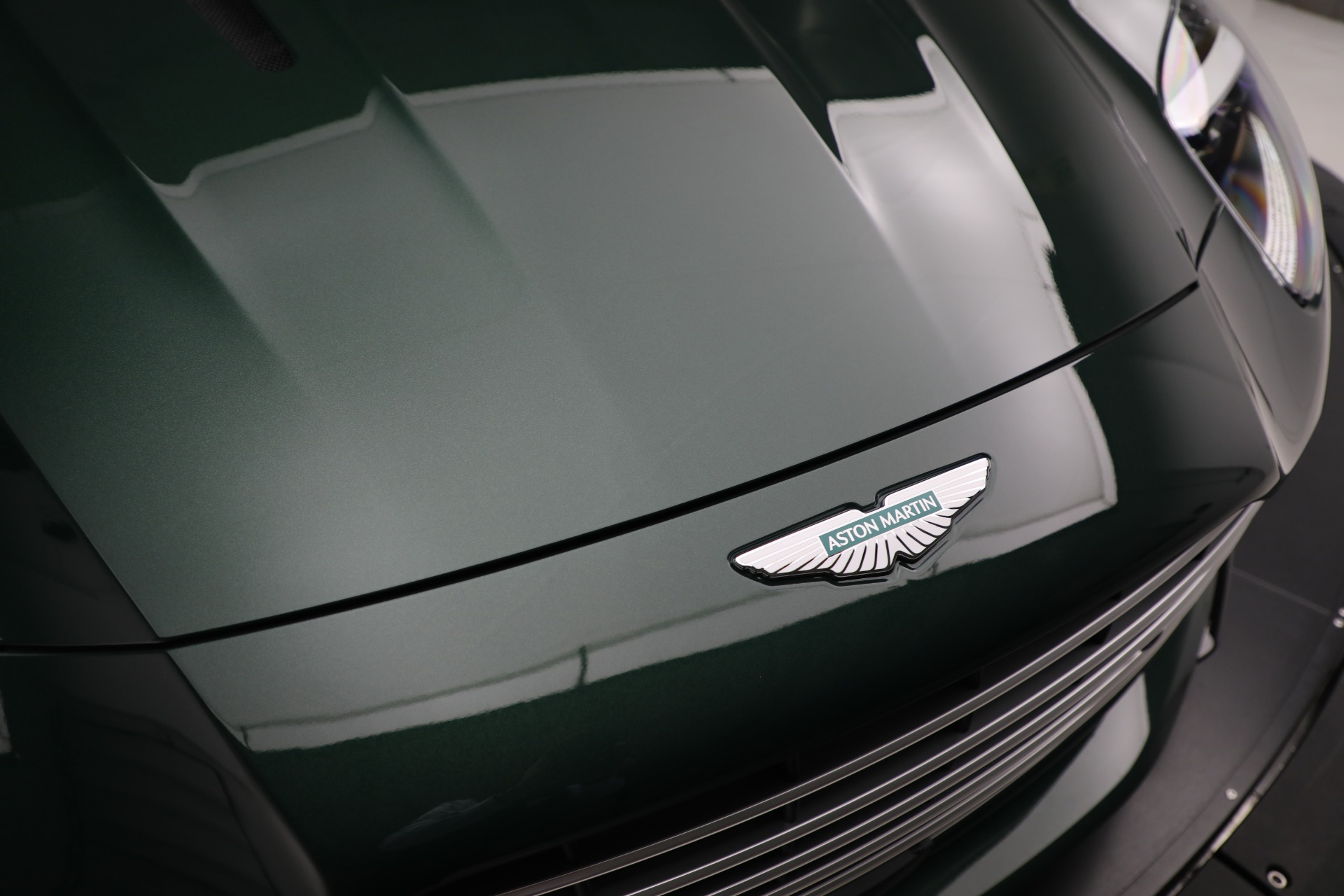 New 2024 Aston Martin DB12 Volante For Sale (Special Pricing) | Bentley ...