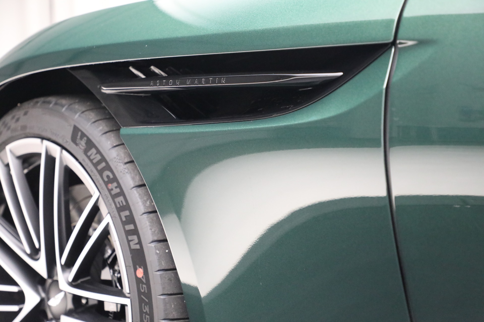 New 2024 Aston Martin DB12 Volante For Sale (Special Pricing) | Bentley ...