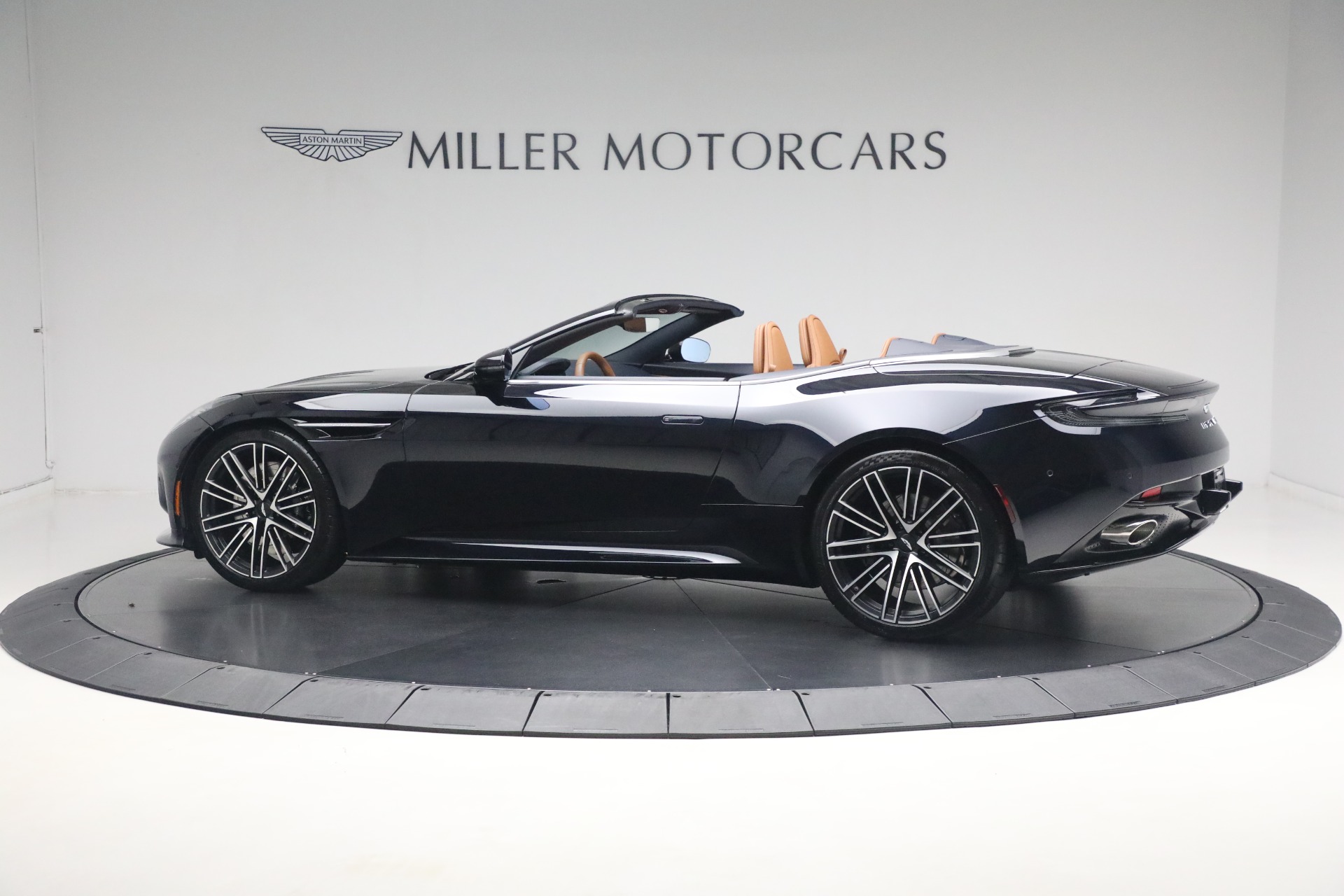 Pre-Owned 2024 Aston Martin DB12 Volante For Sale (Special Pricing ...