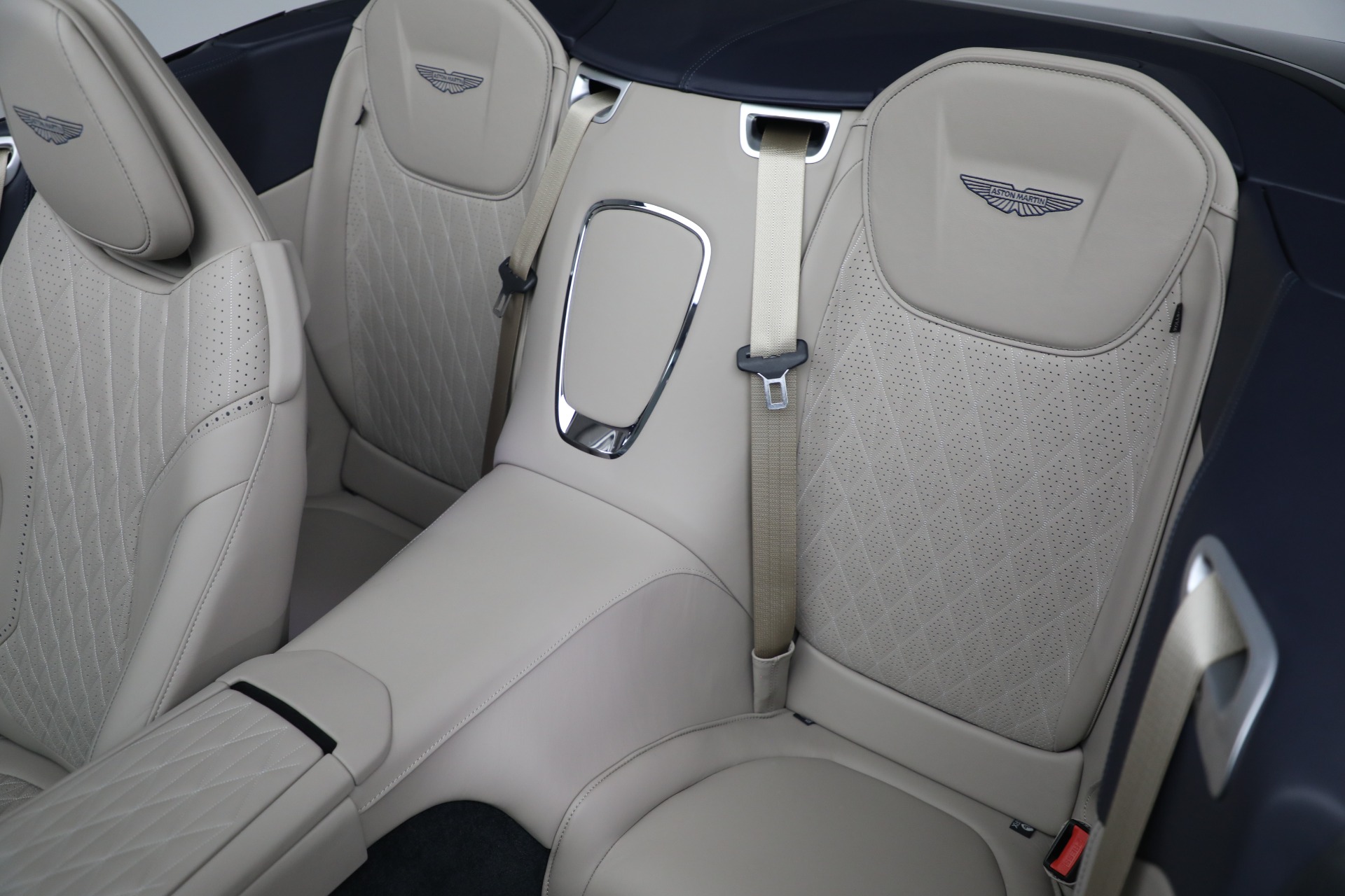 New 2025 Aston Martin DB12 Volante For Sale (Special Pricing) | Bentley ...