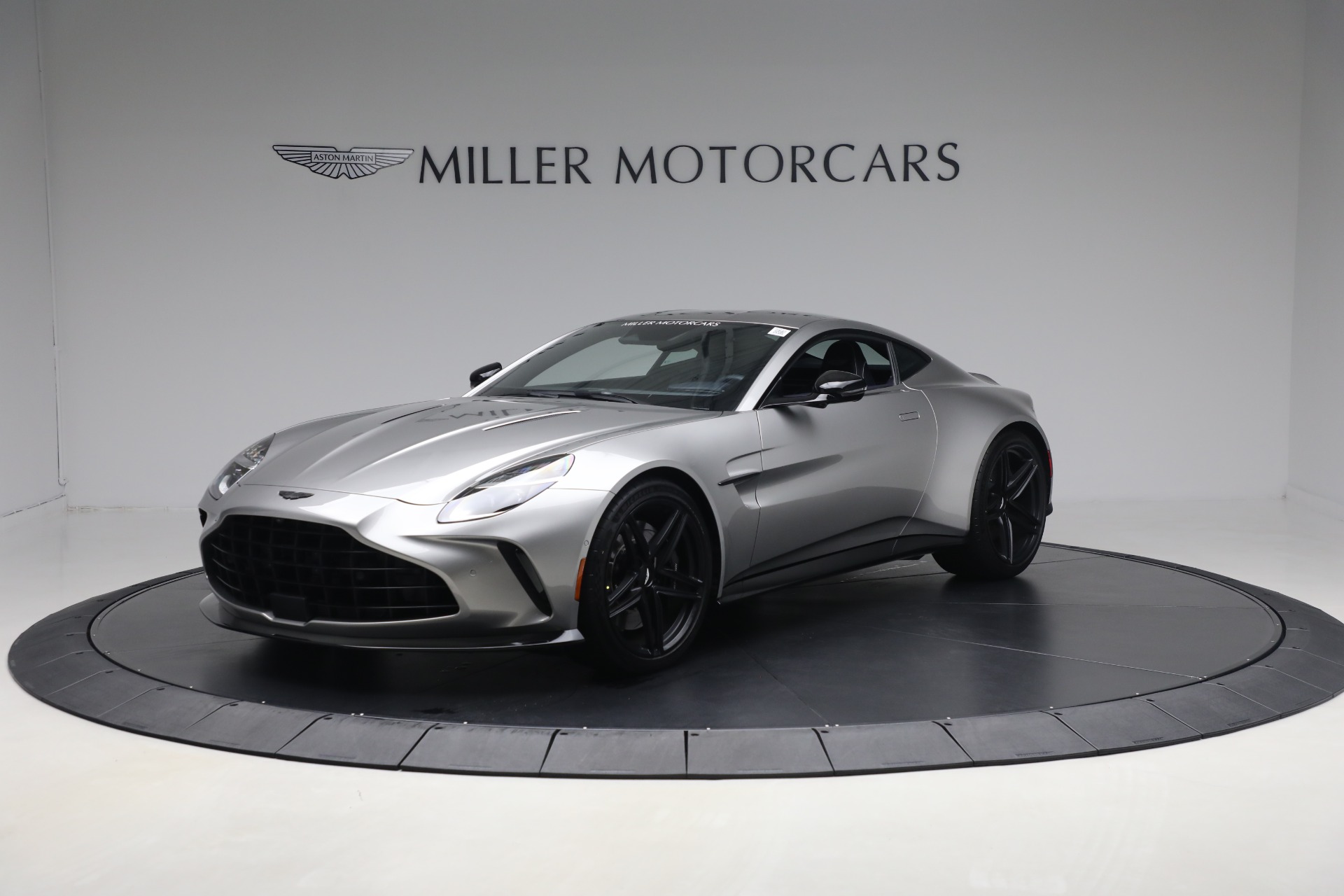 New 2025 Aston Martin Vantage For Sale (Special Pricing) | Bentley ...