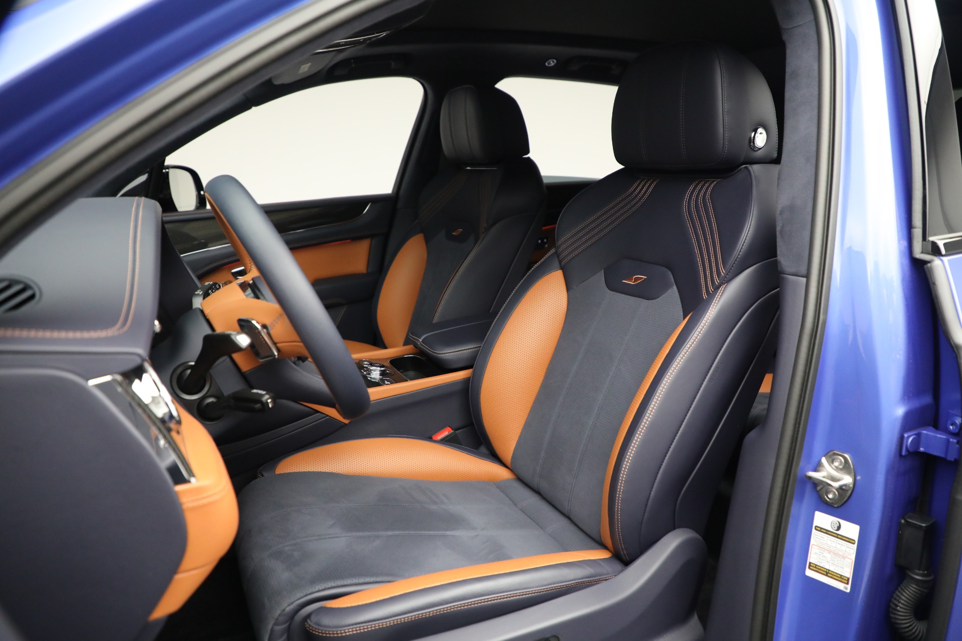 Pre-Owned 2024 Bentley Bentayga S V8 For Sale ($209,900) | Bentley Greenwich Stock #B1996