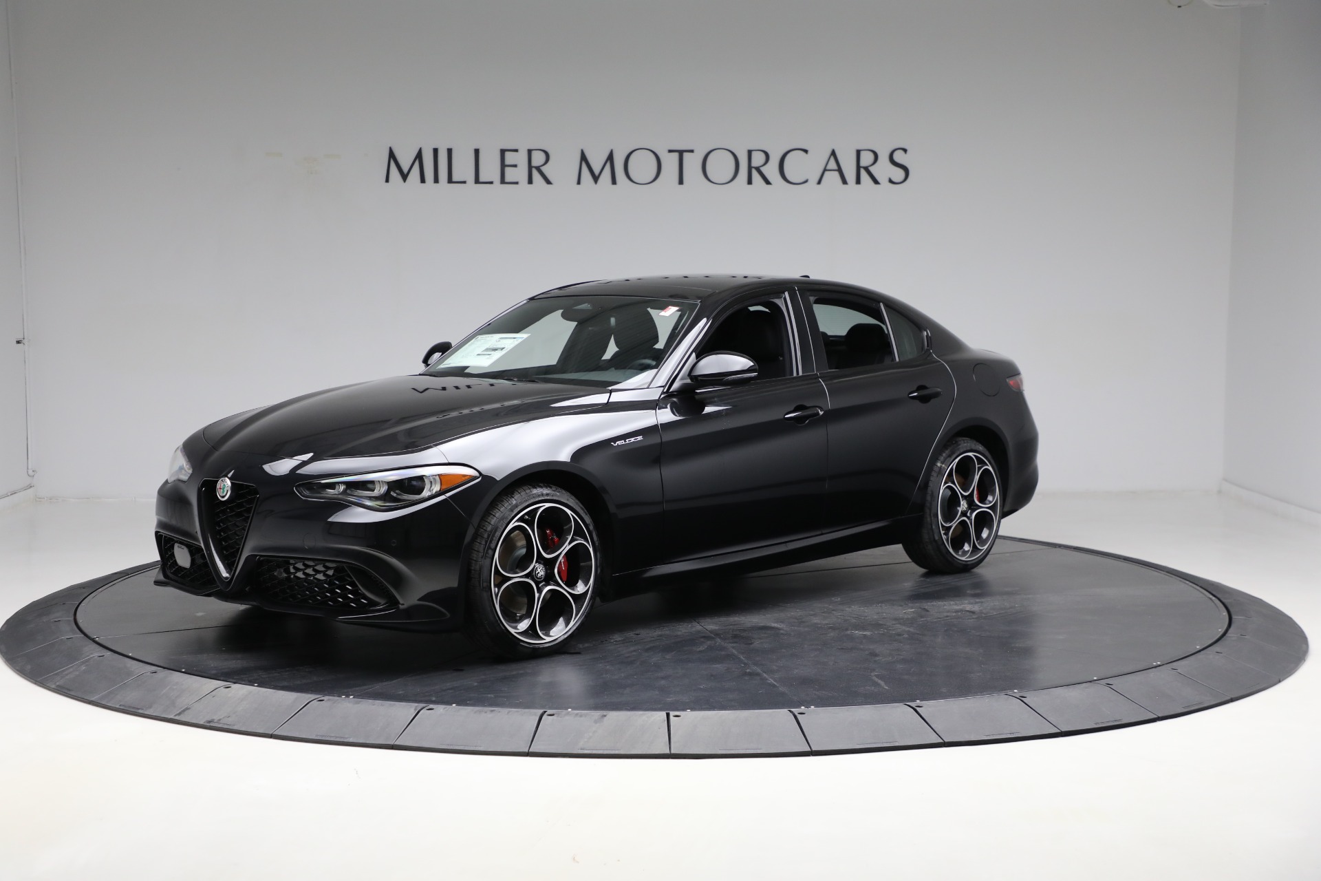 New 2025 Alfa Romeo Giulia For Sale (Special Pricing) | Bentley ...