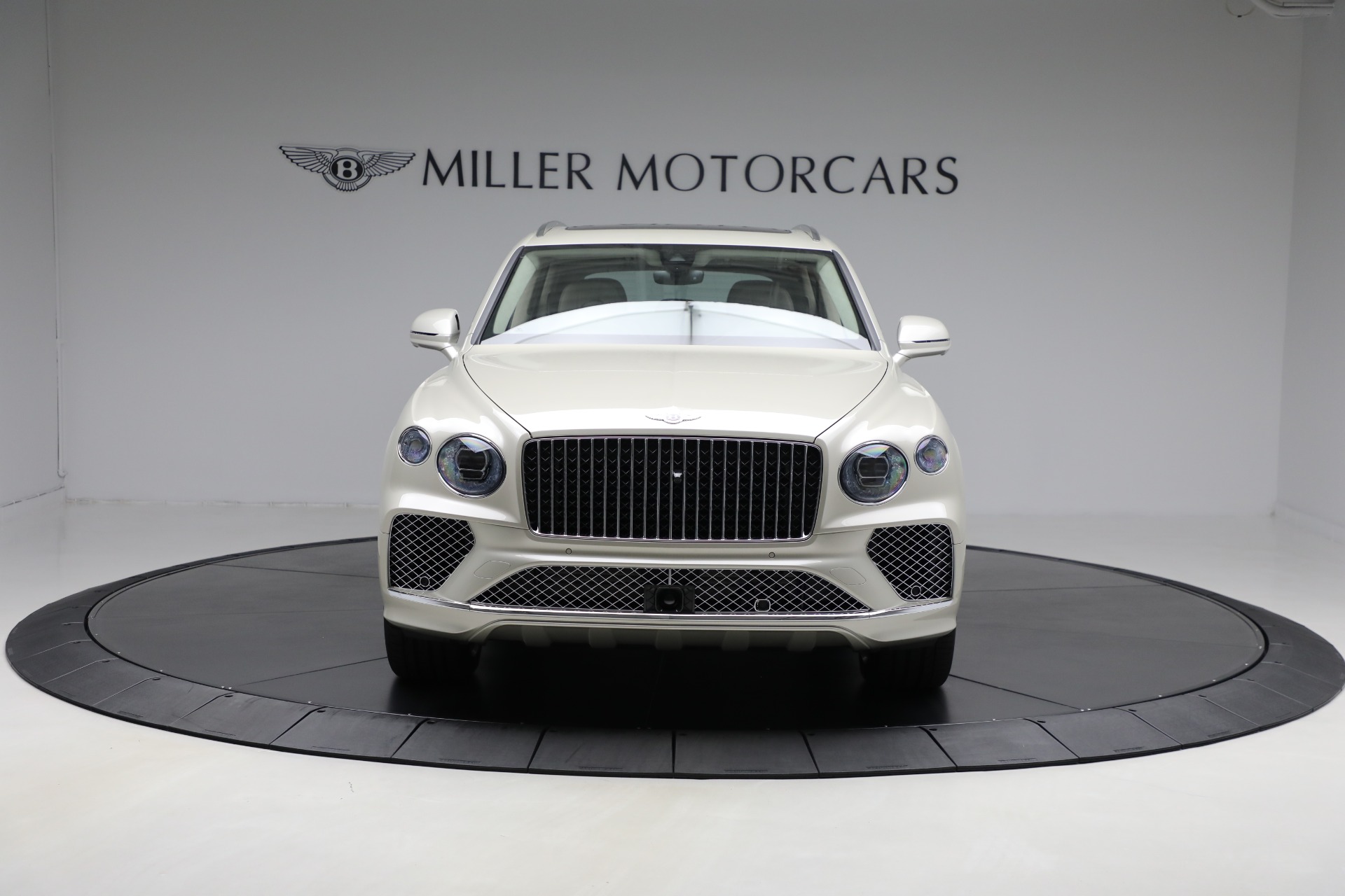New 2025 Bentley Bentayga Azure V8 For Sale (Special Pricing) | Bentley ...