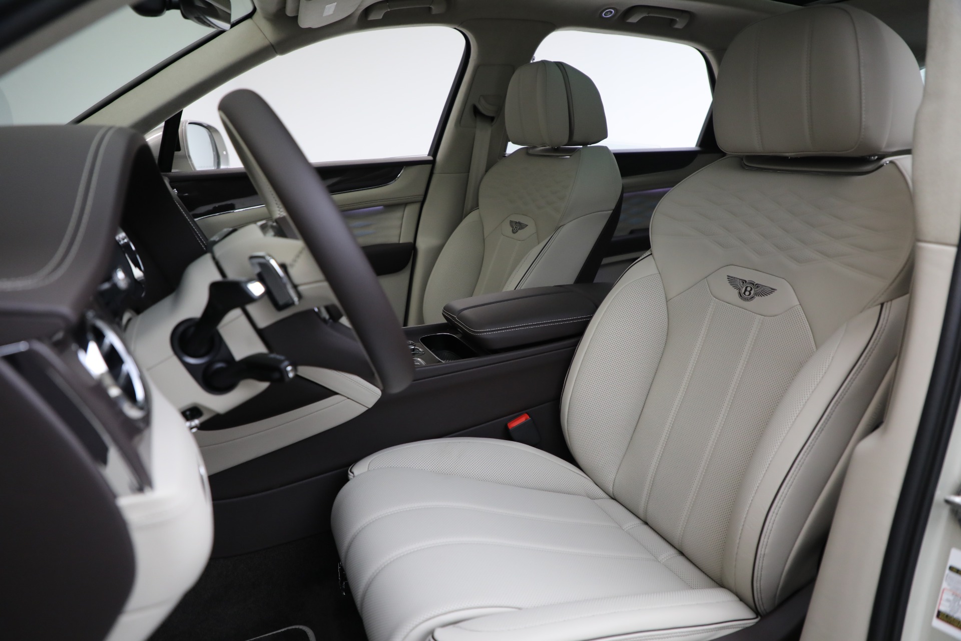 New 2025 Bentley Bentayga Azure V8 For Sale (Special Pricing) | Bentley ...