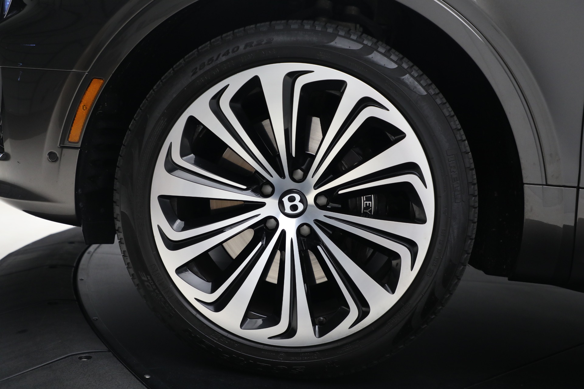 Pre-Owned 2021 Bentley Bentayga First Edition V8 For Sale ($117,900 ...